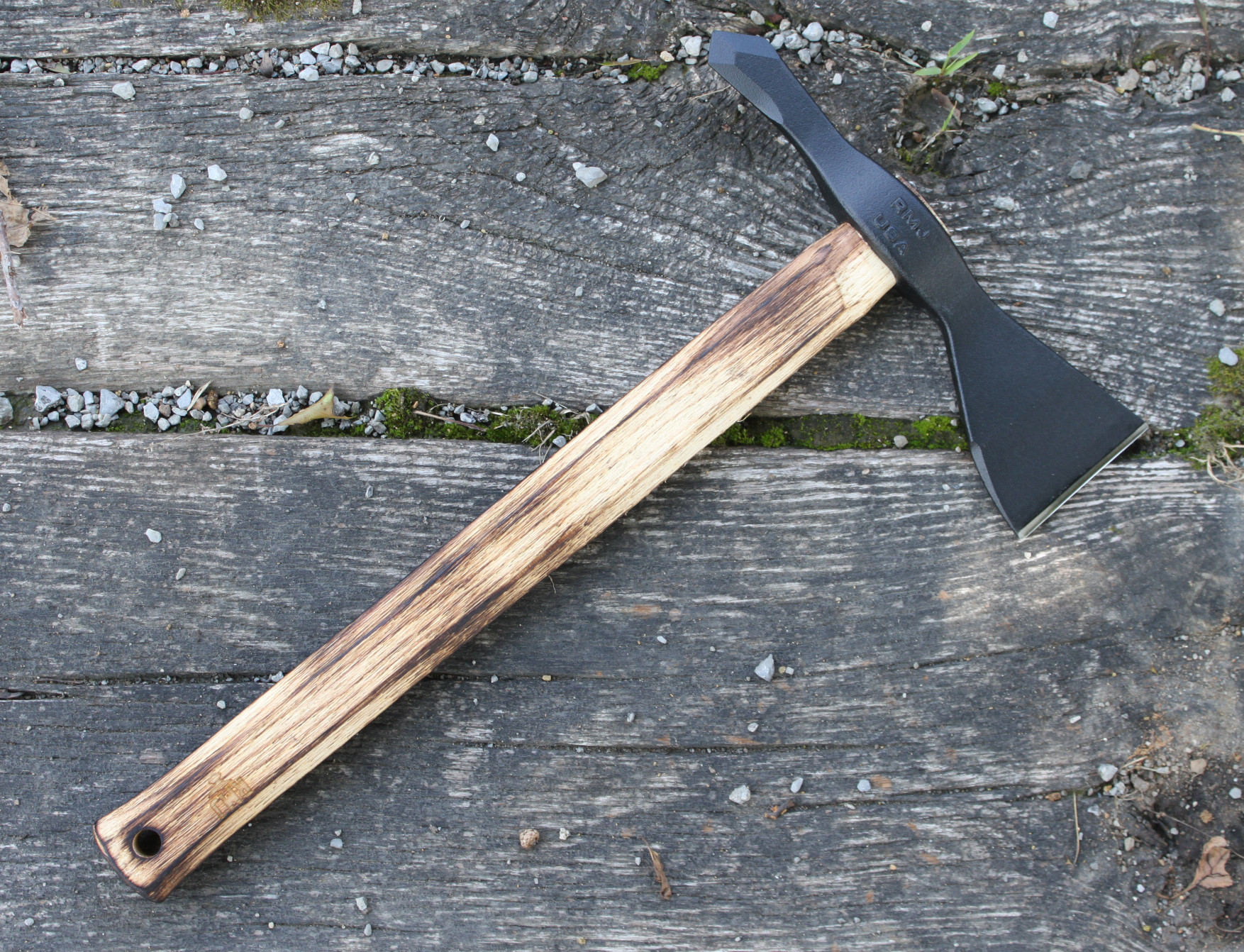 Model 1 Tomahawk Gold Point
